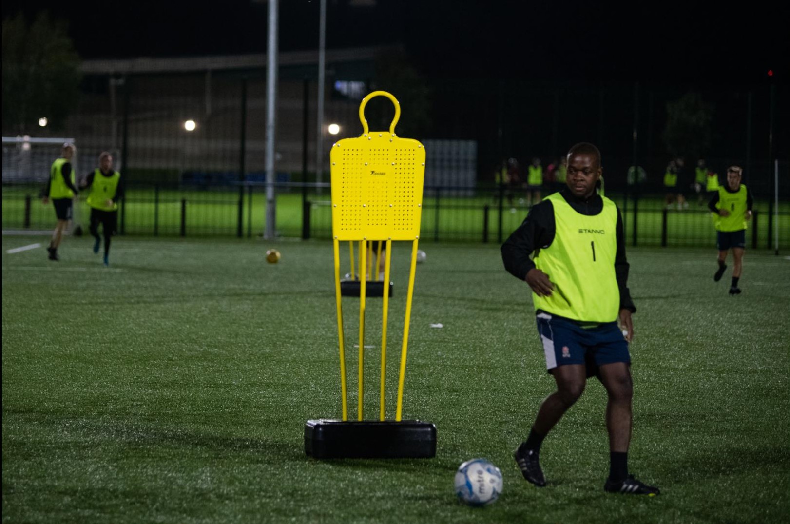 Edge of Play | Link Up Play Passing Exercise