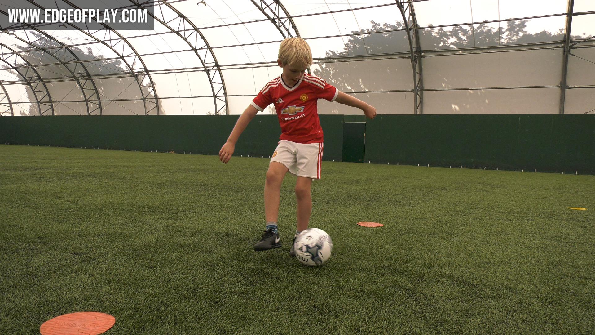 Edge of Play | Ball Mastery: Ball Control - Inside of the Foot (Beginners)