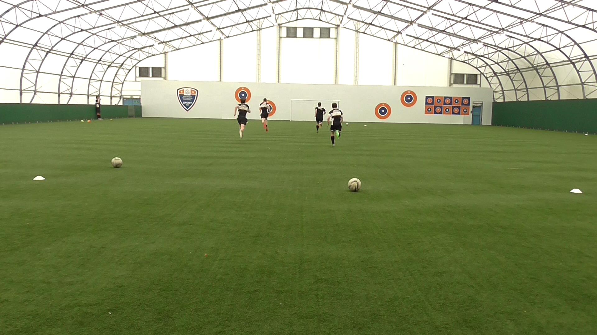 Edge of Play | Interval Training with Ball-Work