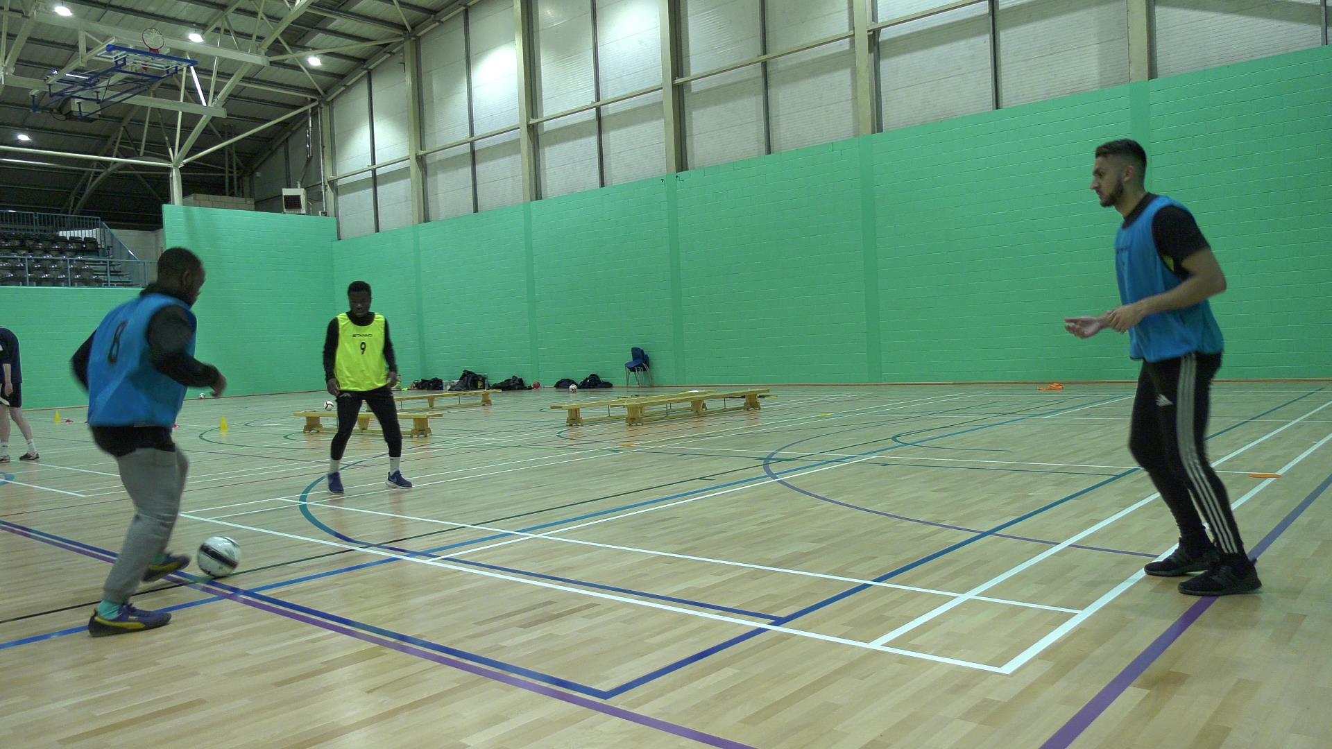 Edge of Play | Receiving Across The Body - Futsal