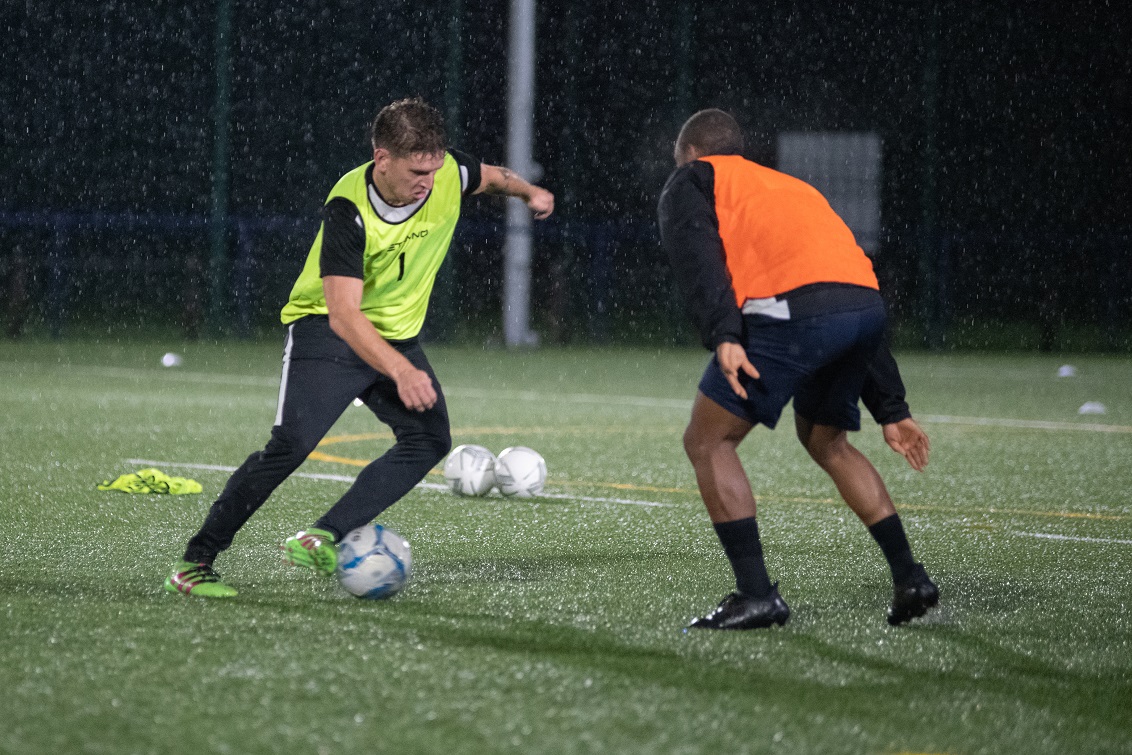Edge of Play | 1v1 Box - Beating a Defender